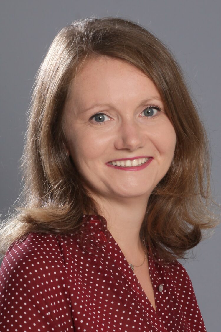 Rebecca Ruf – Syllabes